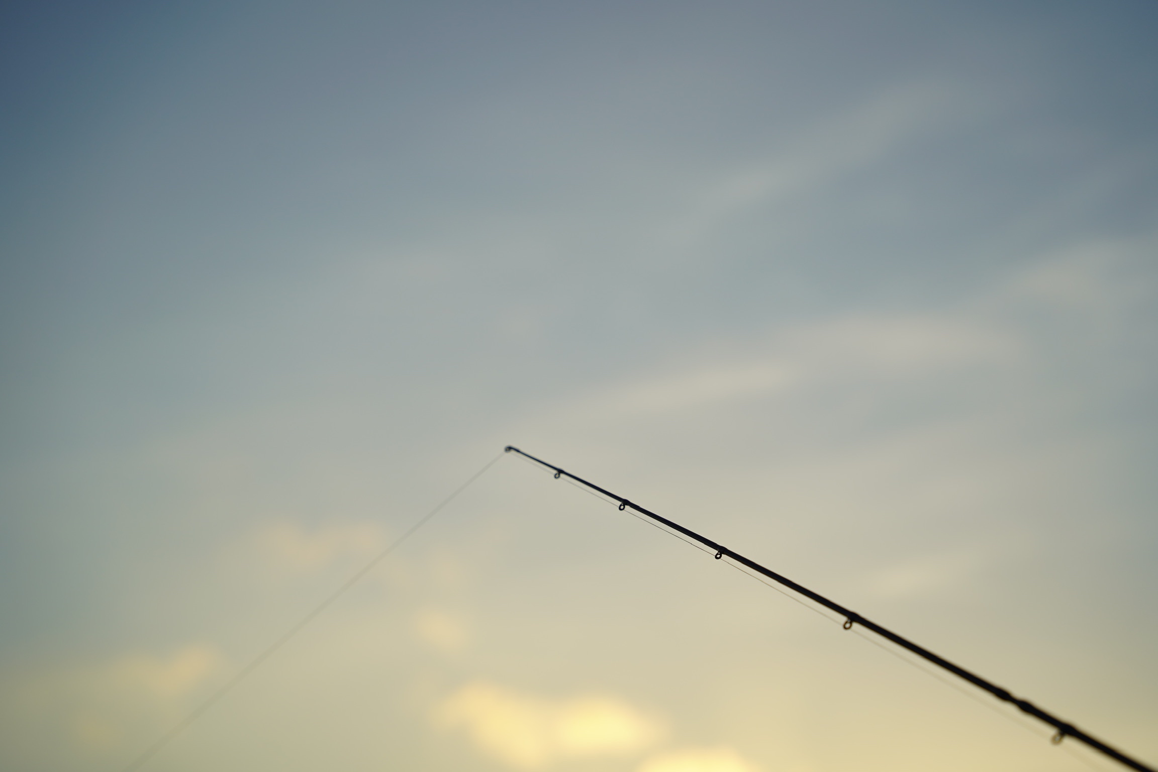 Beach Casting UK | The Complete Guide - FISHMAG